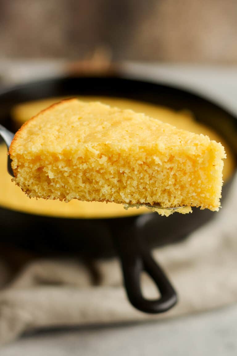 Cast Iron Skillet Cornbread Recipe - SueBee Homemaker
