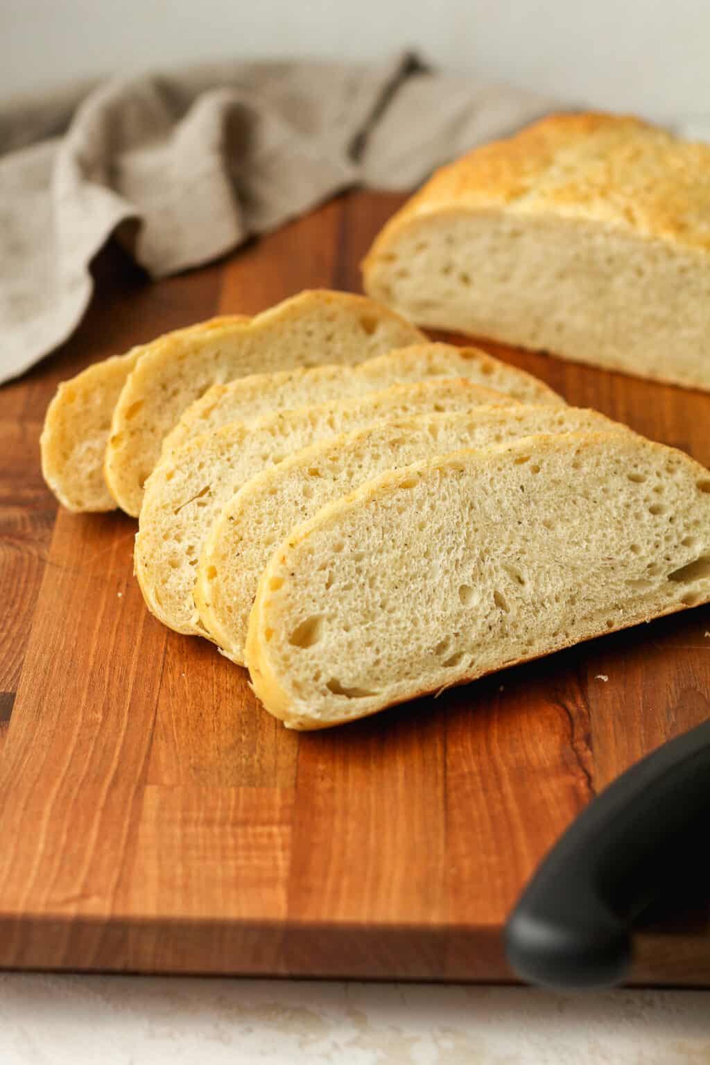 Italian Herb Bread - SueBee Homemaker