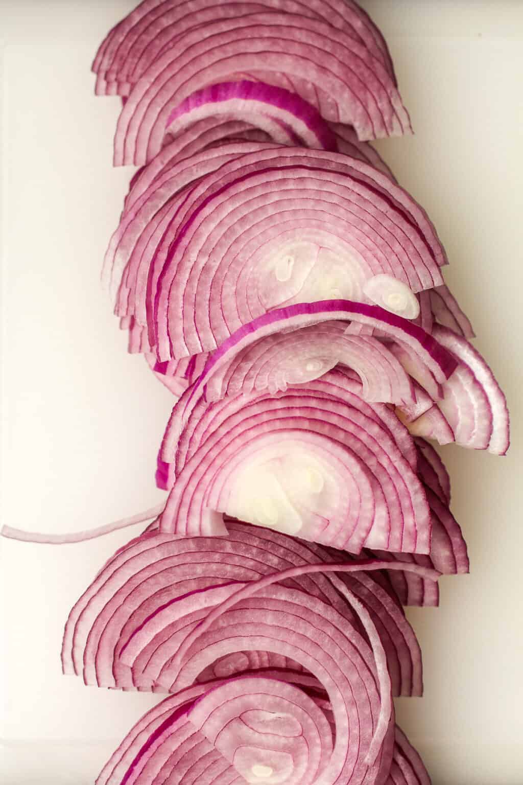 Spicy Pickled Onions - SueBee Homemaker