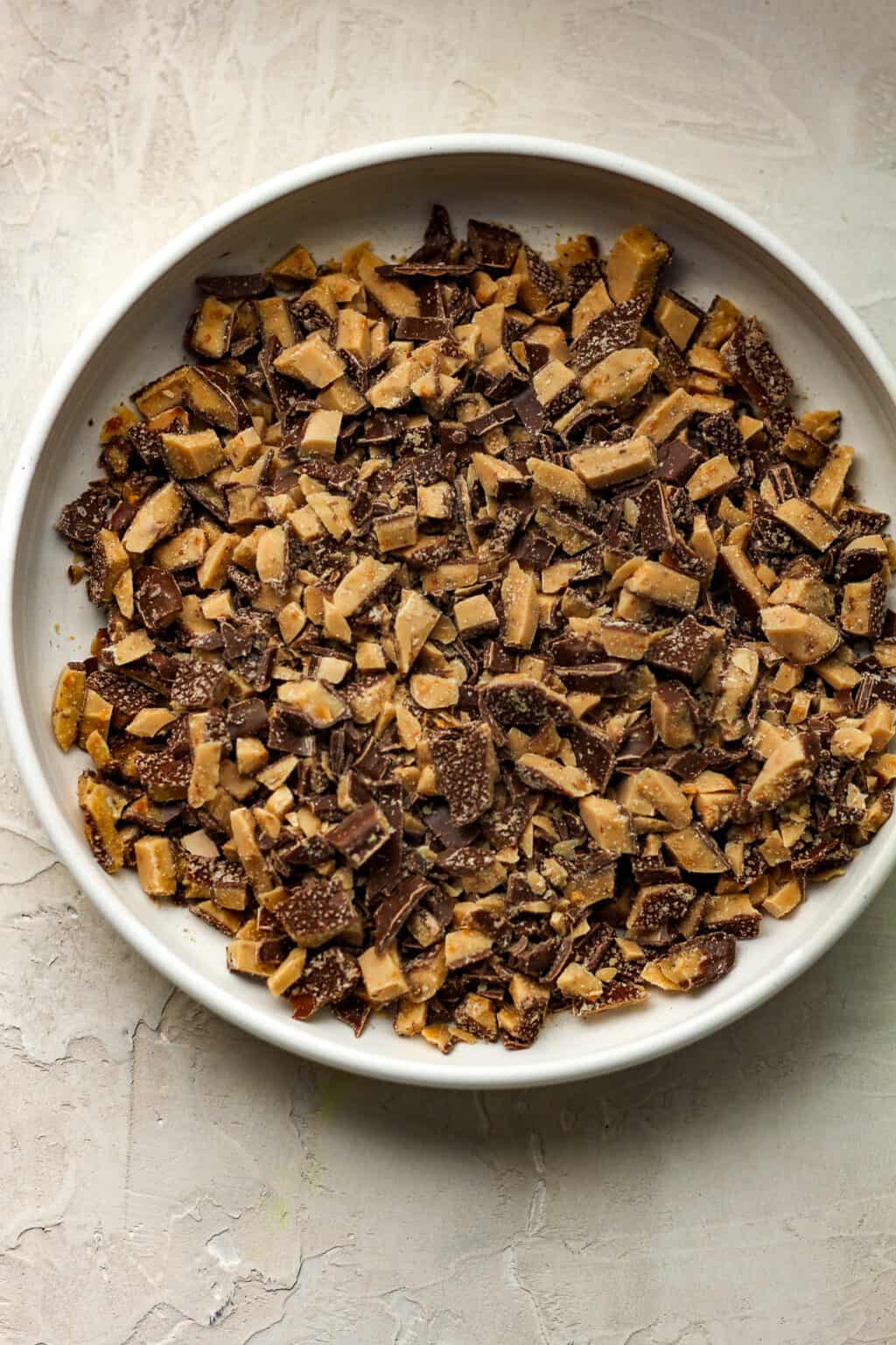 Creamy Dreamy Coffee Toffee Ice Cream - SueBee Homemaker