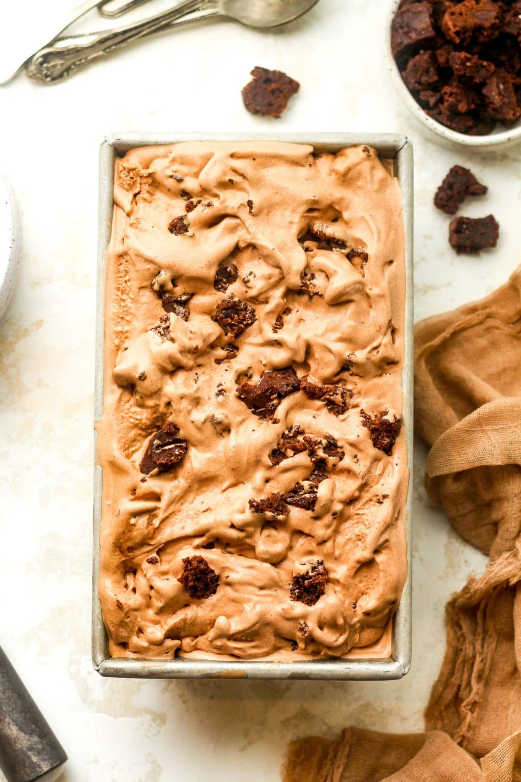 Chocolate Fudge Brownie Ice Cream - SueBee Homemaker