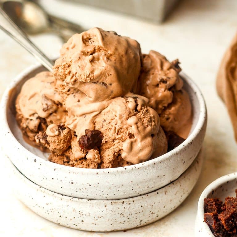 Chocolate Fudge Brownie Ice Cream - SueBee Homemaker