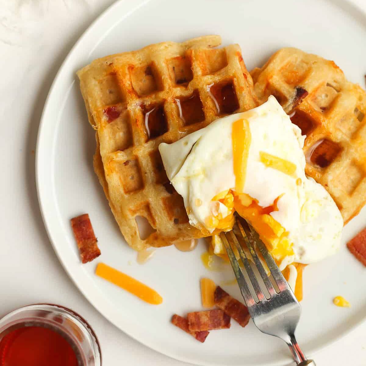 Bacon Cheddar Waffles - SueBee Homemaker
