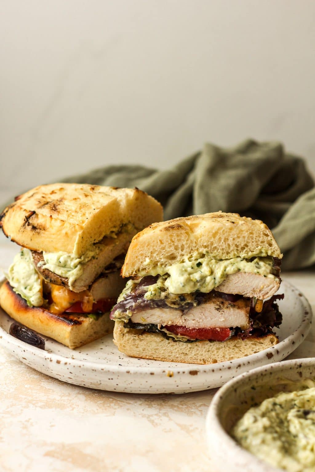 Ultimate Grilled Chicken Sandwich - SueBee Homemaker
