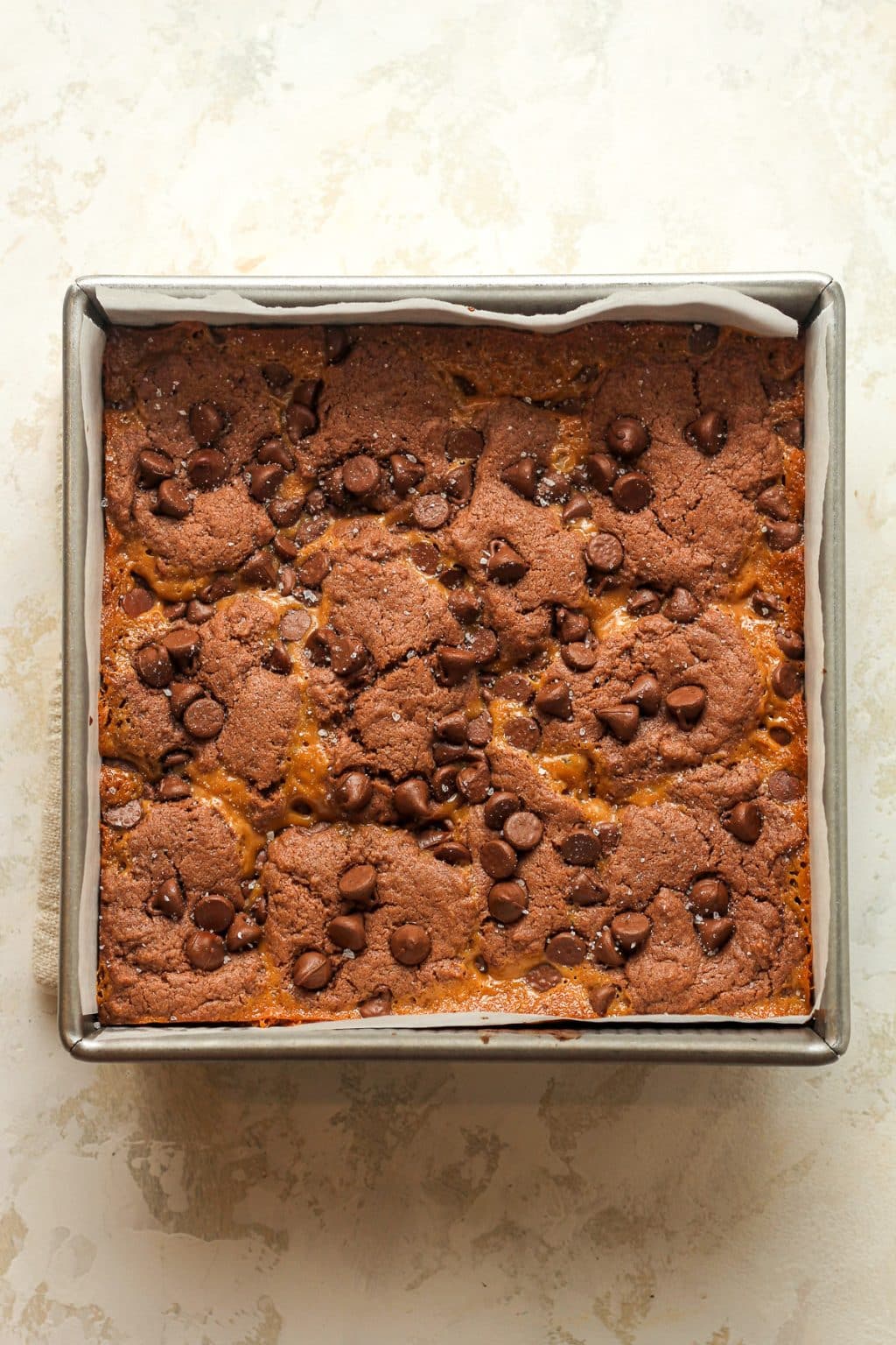 5-Ingredient Chocolate Caramel Bars - SueBee Homemaker