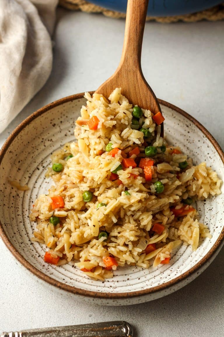 Orzo Rice Pilaf with Peas and Carrots - SueBee Homemaker